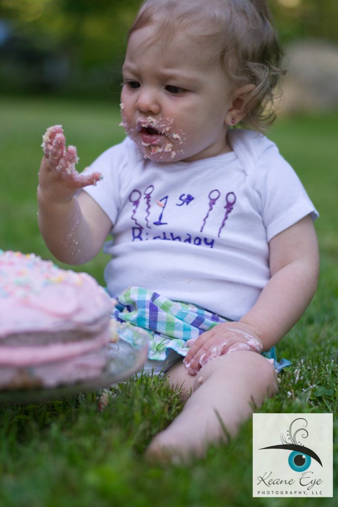 Kayleigh cake smash | Keane Eye Photography Blog