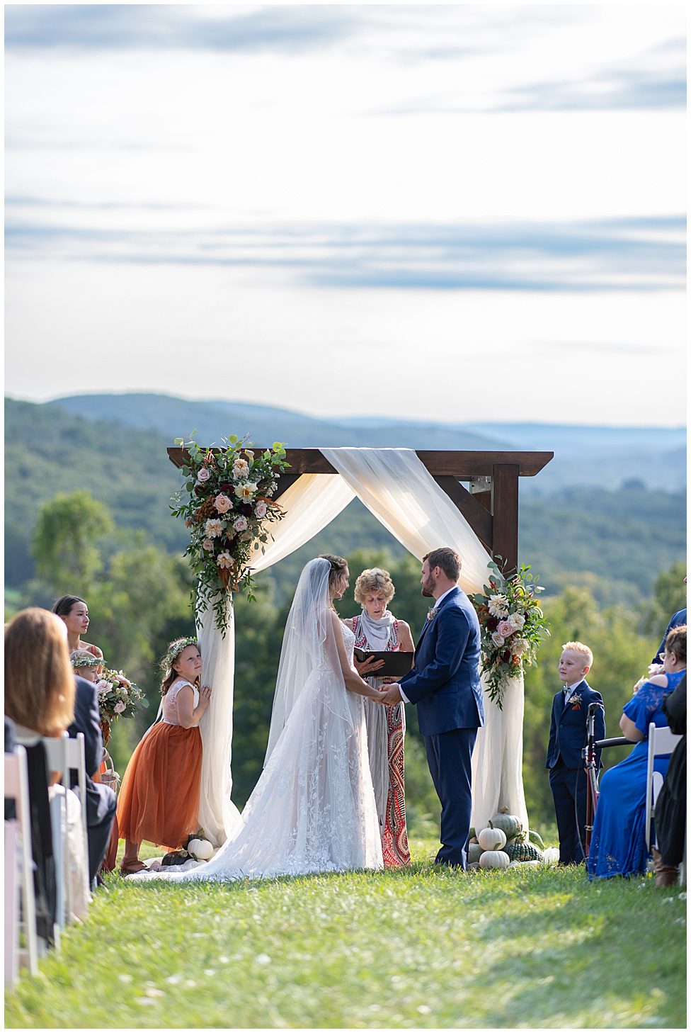 Haley & Rob- Angevine Farm Wedding | Keane Eye Photography Blog